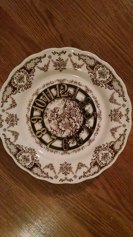 Beautiful Brown Vintage Kitchen Clock !! | eBay