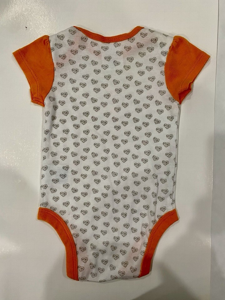 UT Vols Infant Body Suit Orange T 3-6 Month Small Heart Print Orange ...