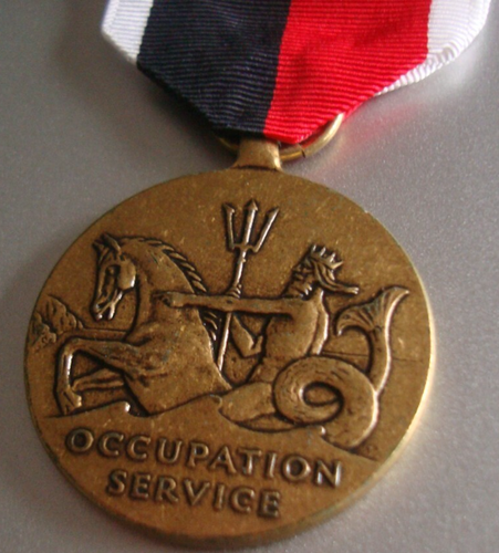 Vintage UNITED STATES post WW2 - 'NAVY OF OCCUPATION FULL SIZE MEDAL ...