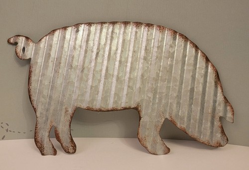 Set of 3 Corrugated Metal PIG and Two Corrugated Metal Chickens ...