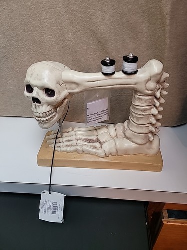 12in Halloween Animated LED Skeleton TALKING Sewing Machine NEW With ...
