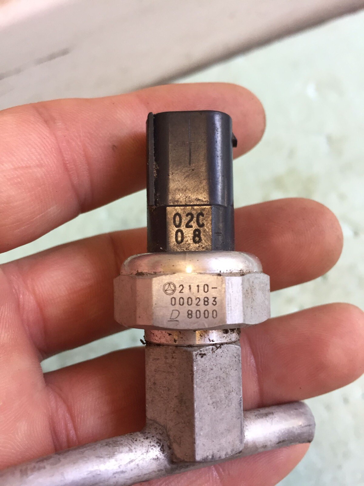 MERCEDES BENZ GLA X156 14-19 Pressure Agent Container 0589-p1-000674 ...