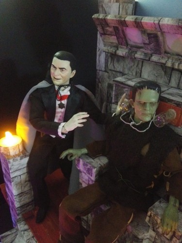 Dracula & Frankenstein Sideshow Monster Lot | eBay
