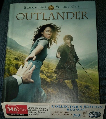 Outlander Season 1 Vol 1 - Collector's Edition Blu-ray + 32 Page Book ...