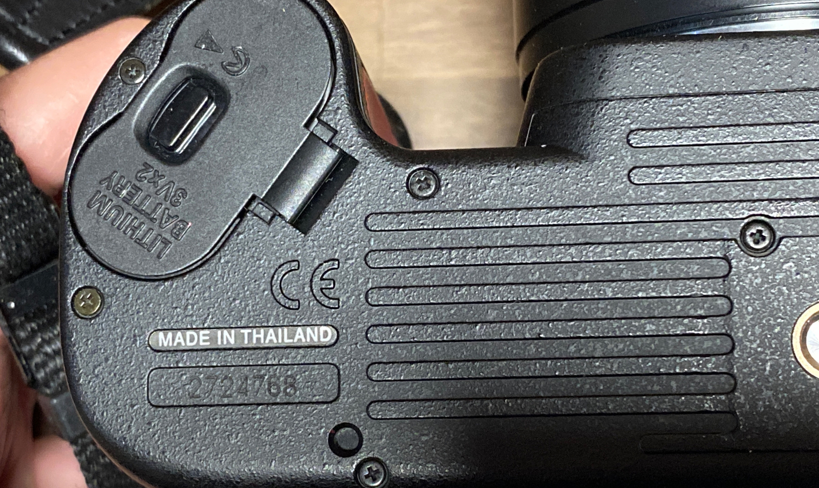 Nikon N80 SLR Camera with Nikkor 28-80 mm, AF Nikkor 70-300mm, and Case ...