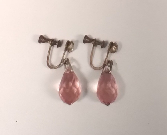 Vintage Faceted Light Pink Crystal Drop Screw Back Earrings | eBay
