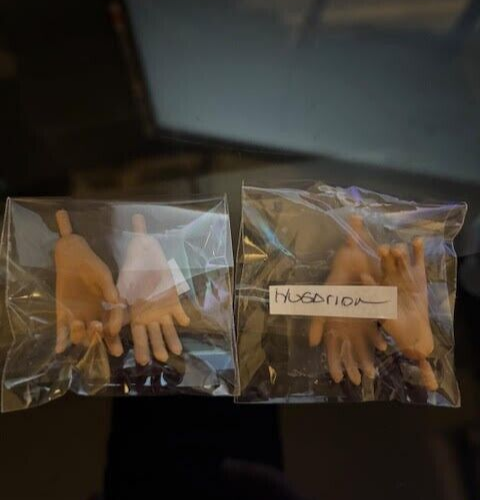 1/6 Integrity Toys MALE HOMME BODY set of HANDS x2 pair Hungarian Skin ...