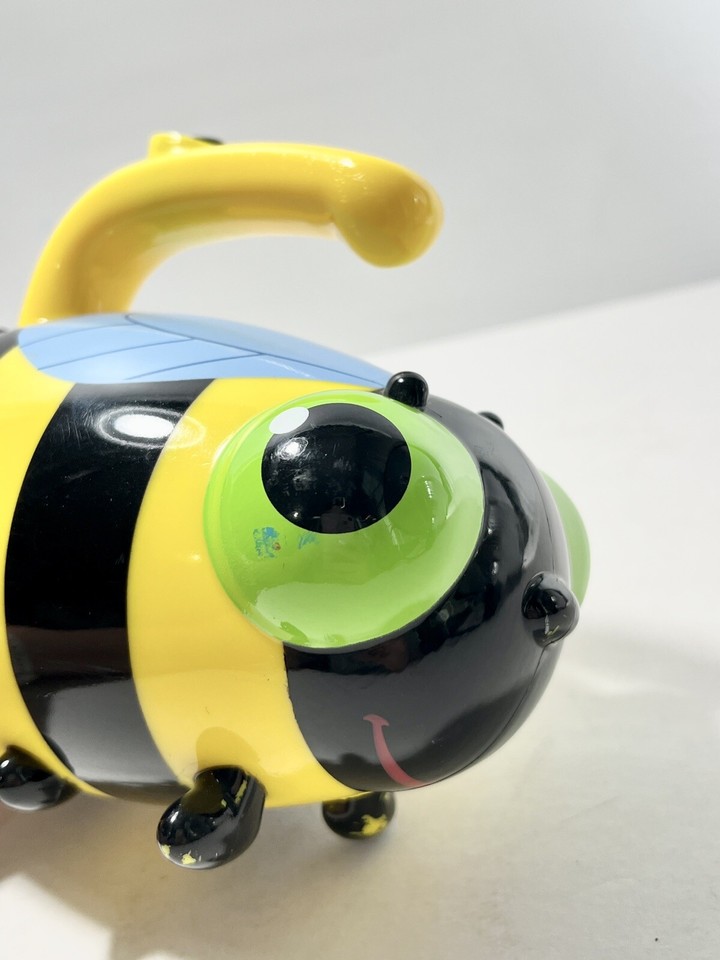 Melissa & Doug Sunny Patch Bibi Bee Flashlight RARE Yellow/Black NEW ...