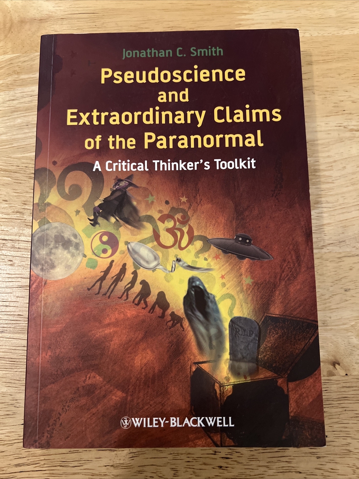Pseudoscience and Extraordinary Claims of the Paranormal : A Critical ...
