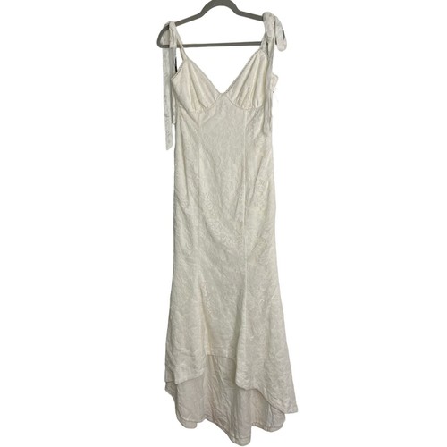 Majorelle Tenleigh Lace Midi Dress Hi-Low Hem Adjustable Bridal ...