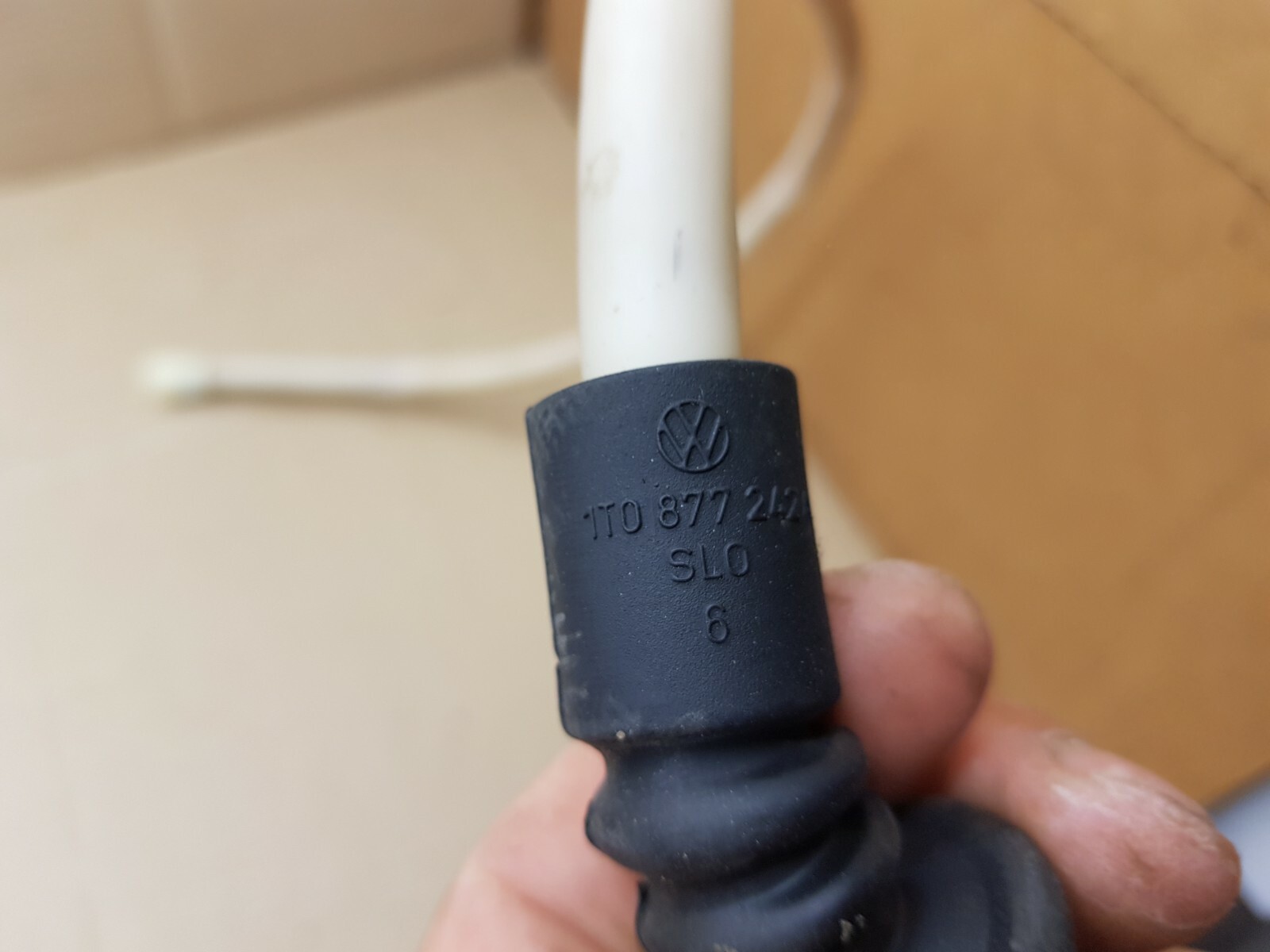 VW EOS 2006-2010 ROOF DRAIN TUBE LINE 1T0877242A | eBay