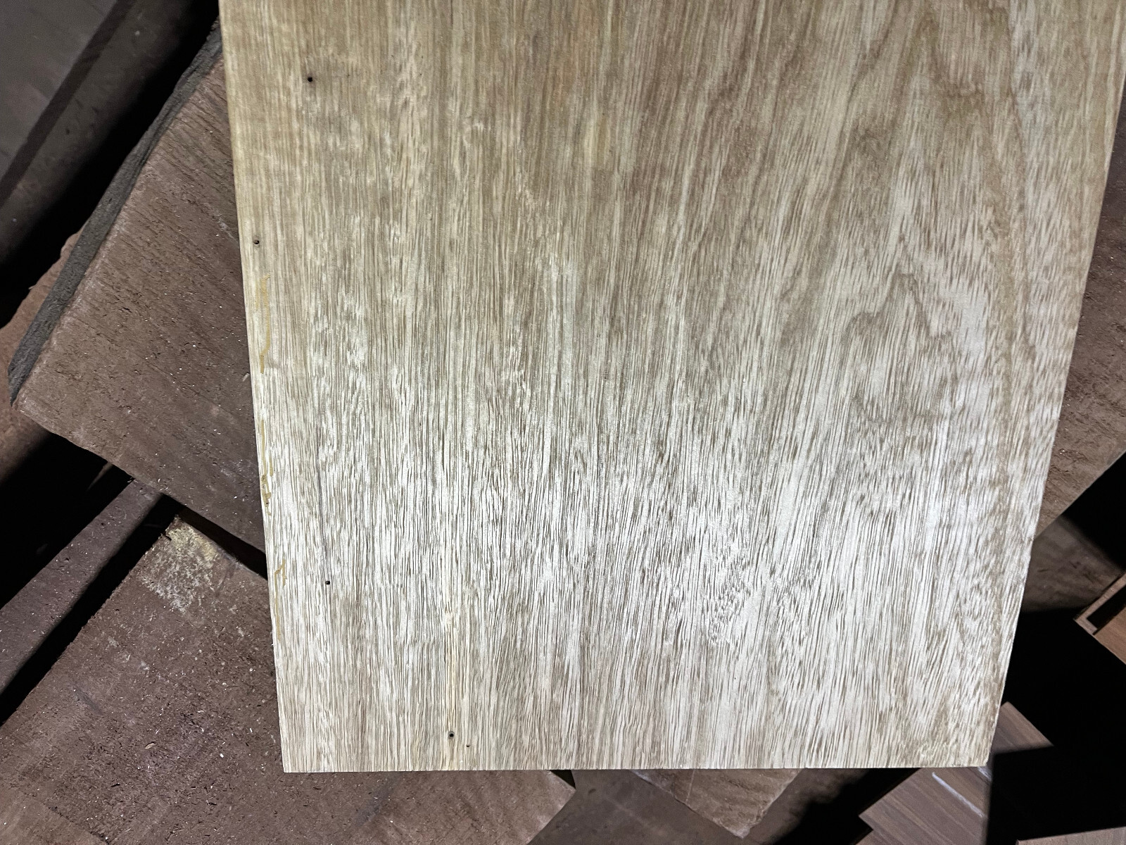 1 piece Black Limba Korina 21.2”X 13.5”x1.77”Kiln Dry One Piece body ...