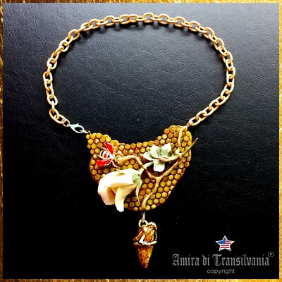 Woman Jewelry Luxury Necklace Golden Pendant Stone Flower Bee Nest ...