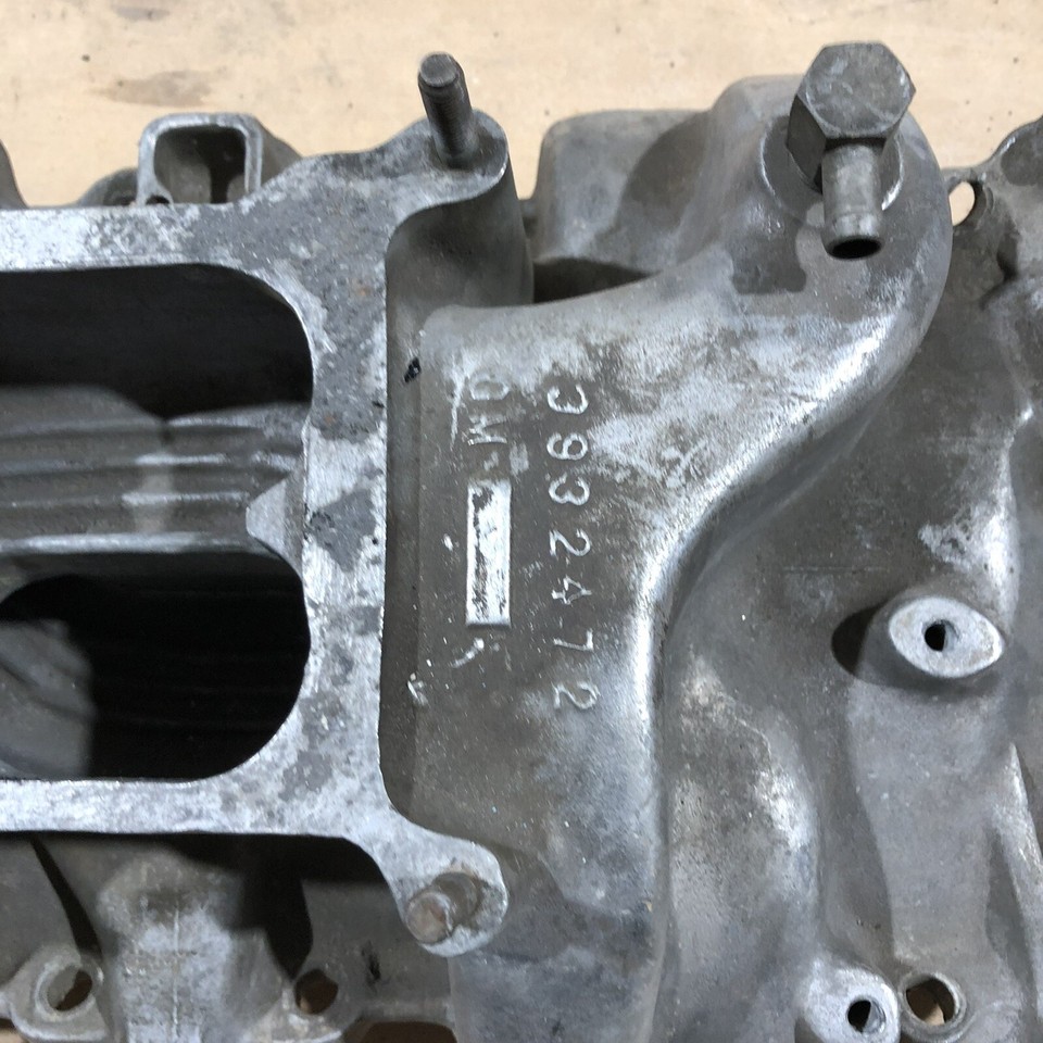 1969 Chevrolet Z/28 Camaro Dz 302 intake manfold 3932472 | eBay