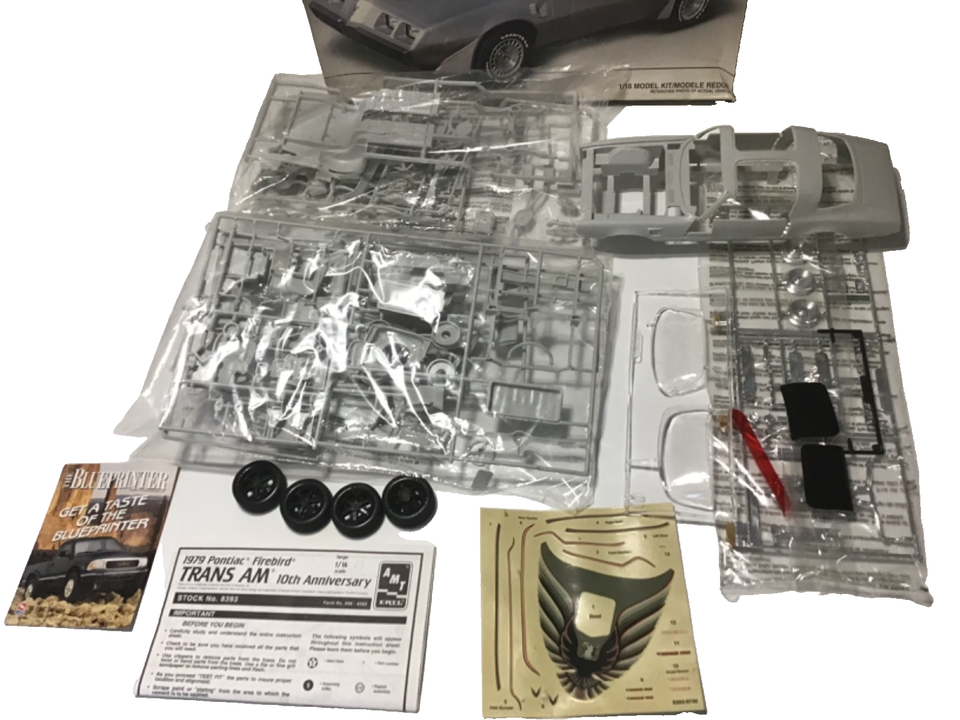 AMT 1/16 1979 PONTIAC FIREBIRD TRANS-AM 10TH ANNIV PLASTIC MODEL CAR ...