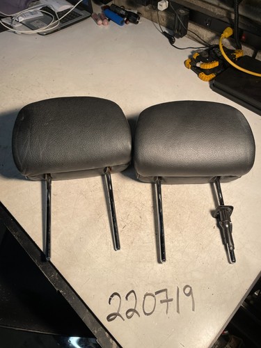 2001-06 BMW E46 330xi 325i FRONT LEFT/RIGHT SEAT HEADREST HEAD REST SET ...