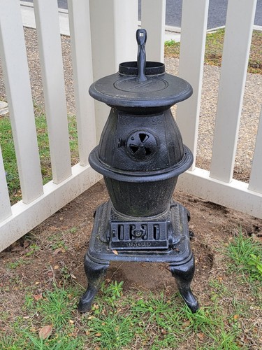 Vintage UMCO No. 28 Cast Iron Tole Painted Black Pot Belly Stove | eBay