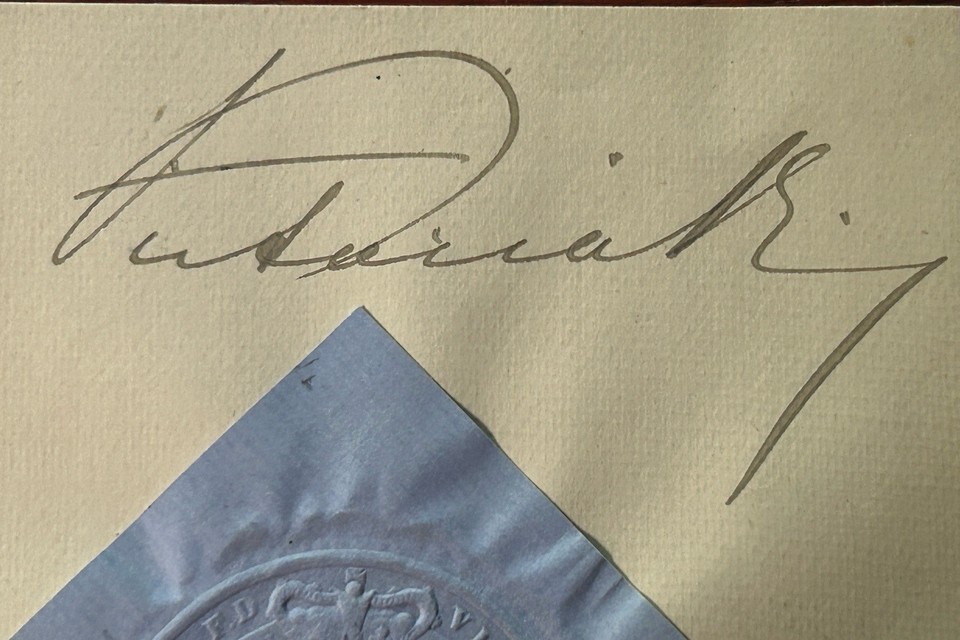 Queen Victoria - Signature - Ephemera - Memorabilia - Autograph on ...