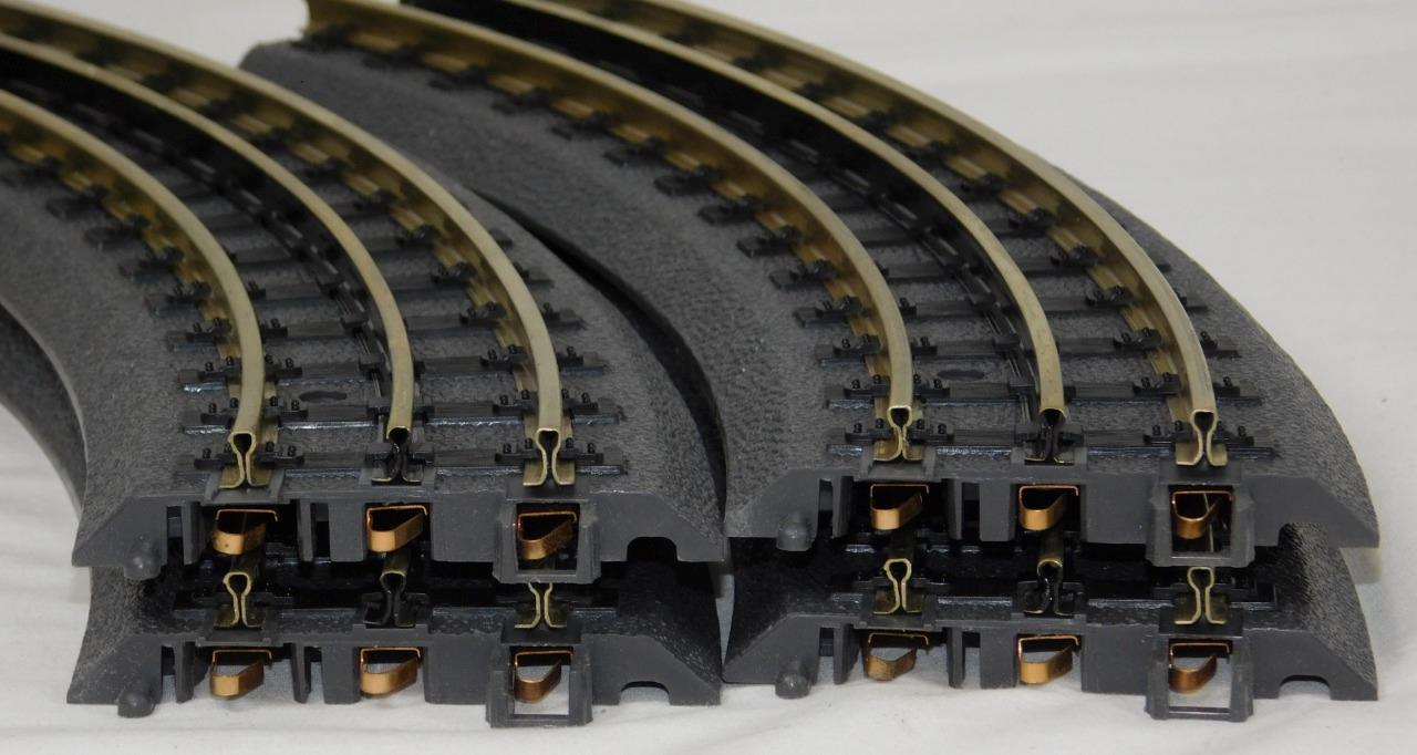 MTH 40-1002 RealTrax Curved Track 031 Lot of FOUR sections Half circle ...