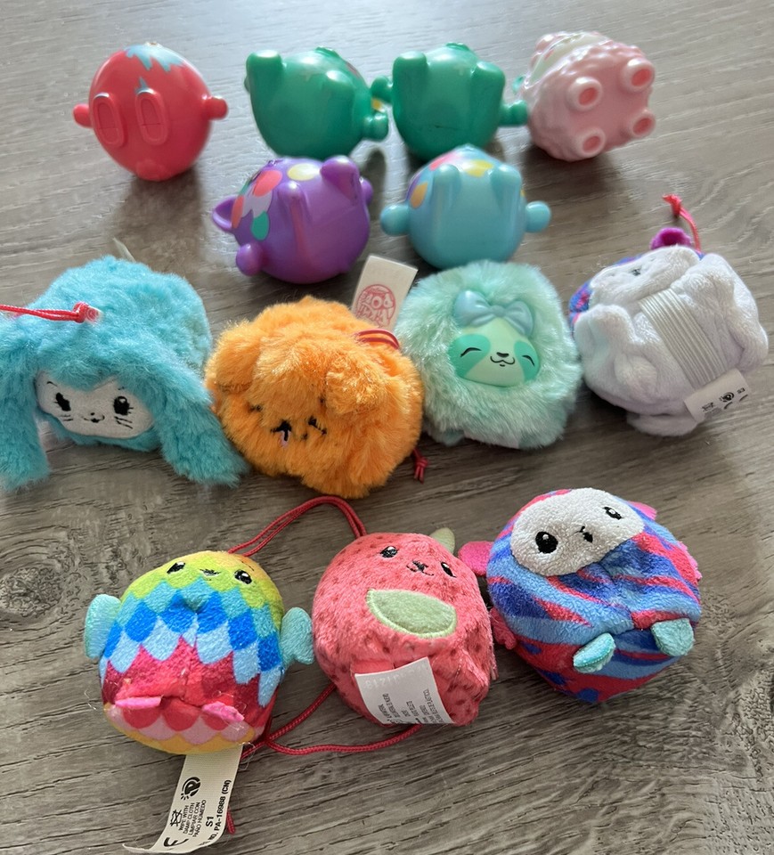 Pikmi Pops surprise Lot Of 12 mini bean bag plushes Plastic Figure ...