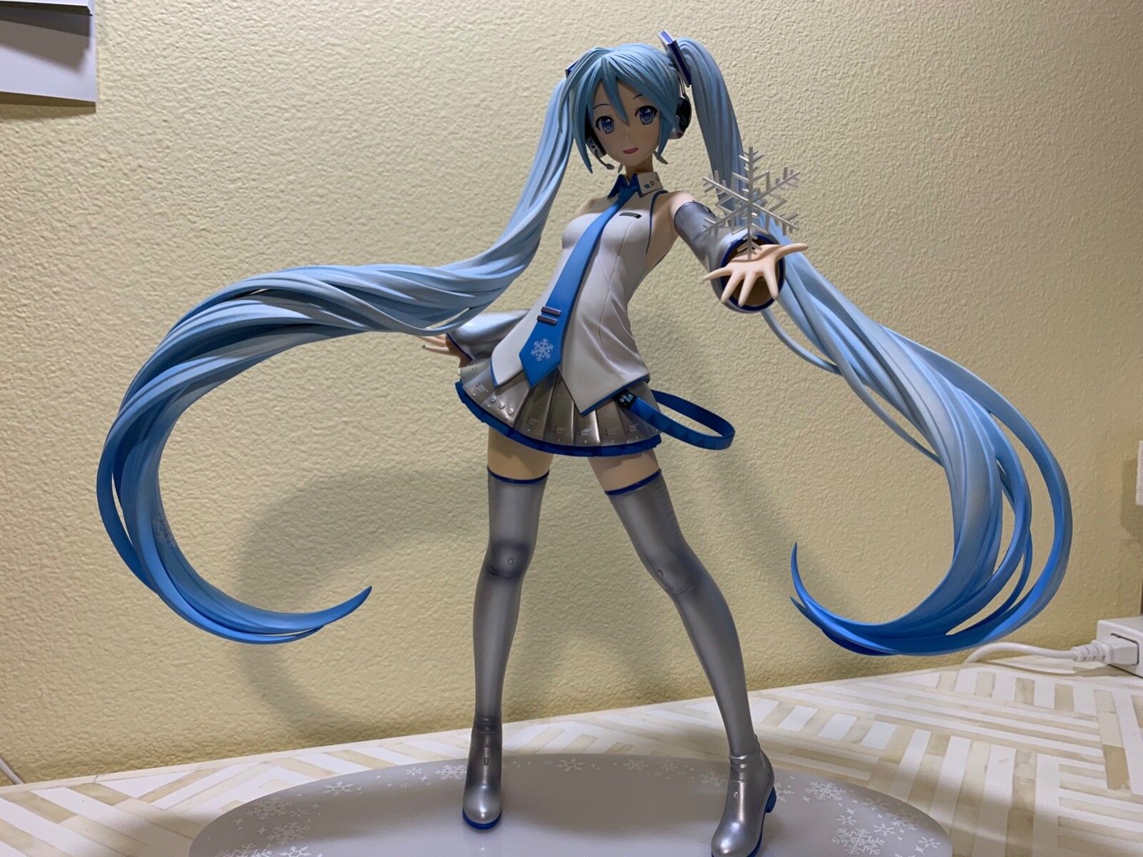 FREEing Vocaloid Hatsune Miku ~Snow Version~ B-style 1/4 Scale PVC ...