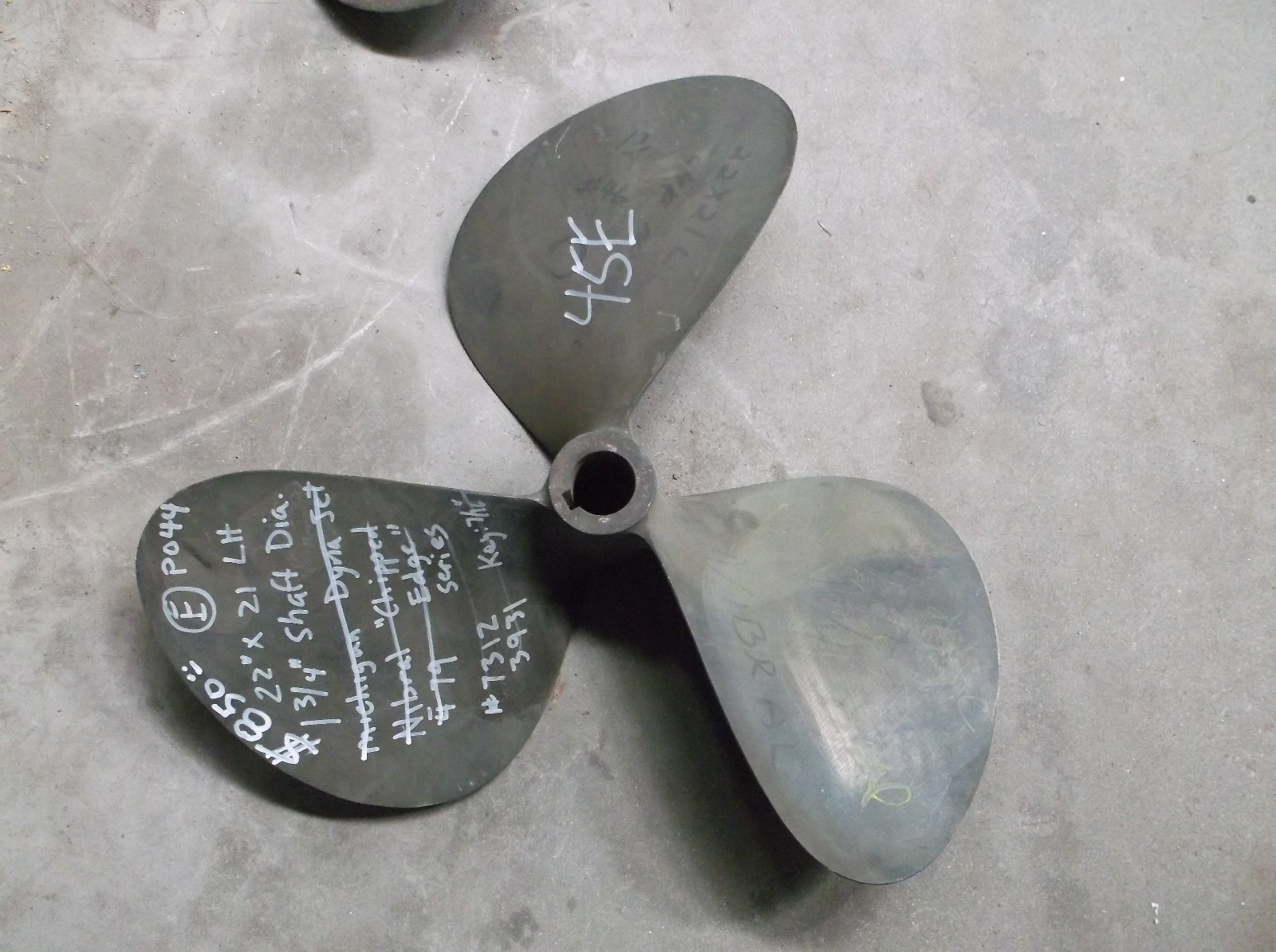 22 inch x 21 Pitch NIBRAL 3 Blade LH Propeller 1.75 inch Bore - 45E | eBay