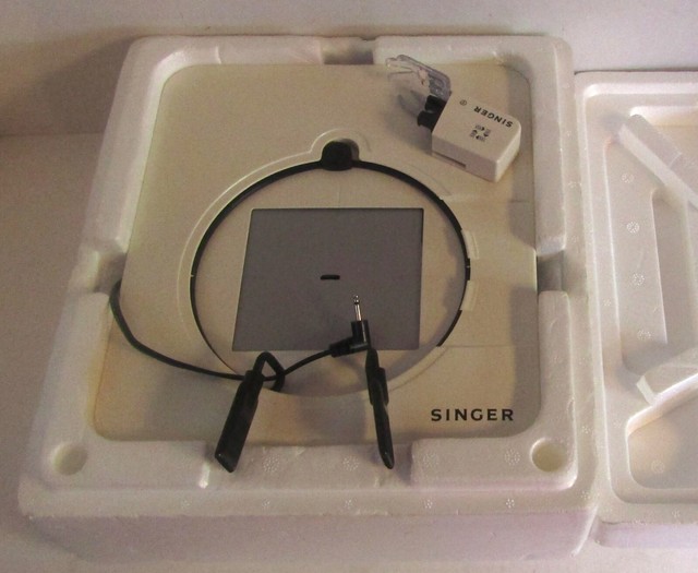SINGER 6268 Sewing Machine Embroidery Unit & 3 Cartridges for sale ...