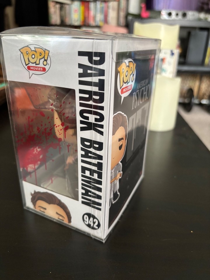 Funko Pop! Patrick Bateman American Psycho #942 CHASE - blood spatter ...