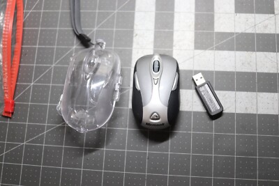 Microsoft 1065 Wireless Notebook Presenter Mouse 8000 with USB + Case ...