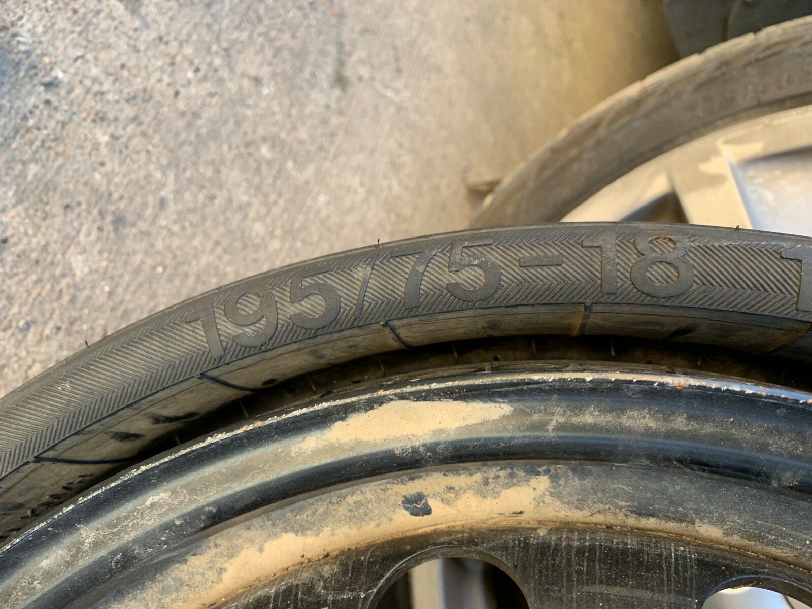 2003 2004 2005 2006 PORSCHE CAYENNE SPARE TIRE VREDESTEIN SPACE MASTER ...