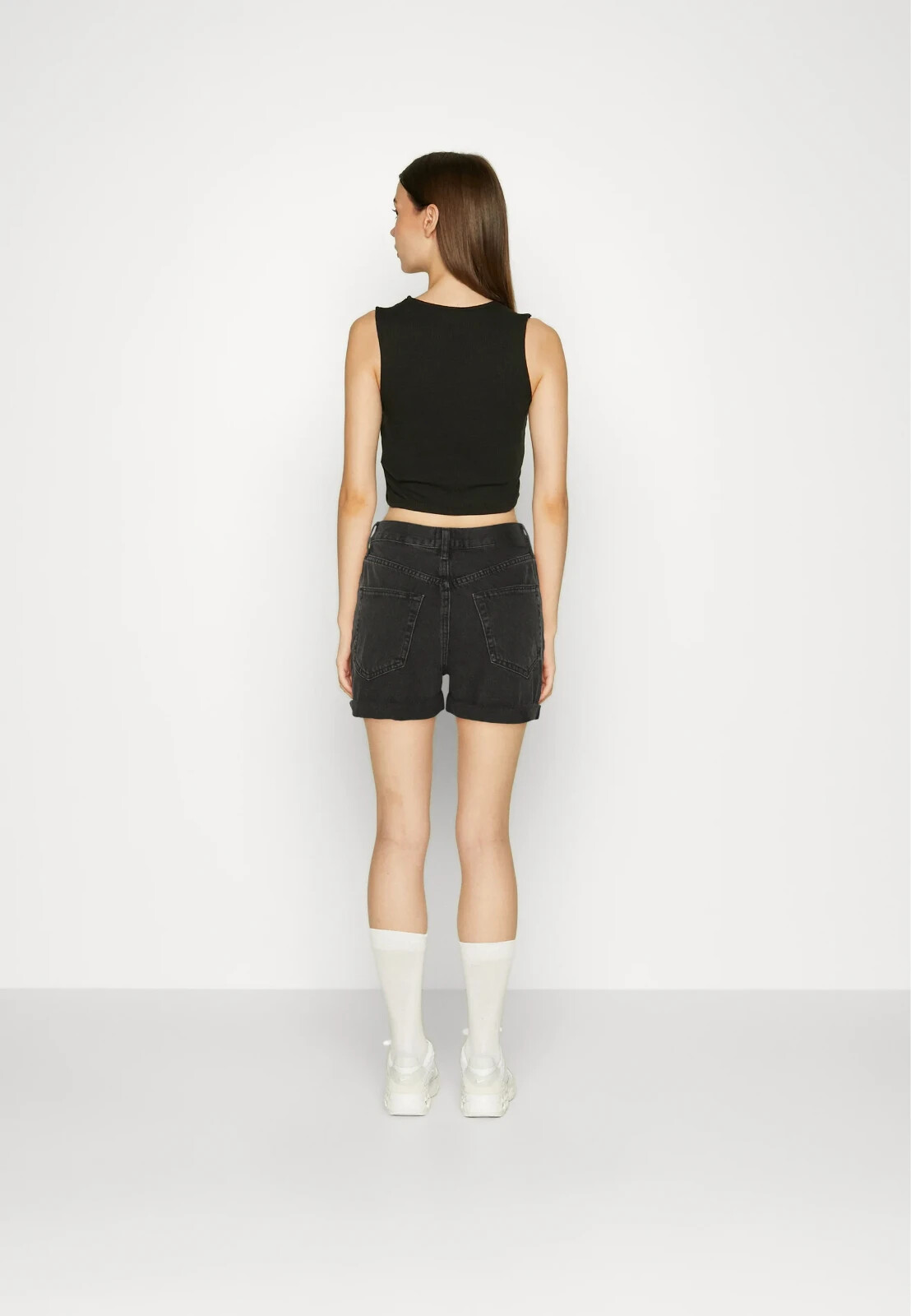 BDG Urban Outfitters ROLL HEM MOM DENIM SHORT Size W30 Washed Black RRP ...