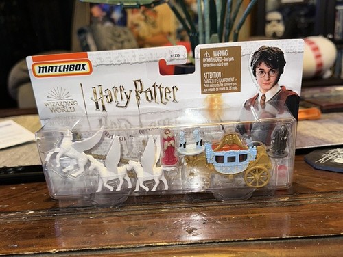 Matchbox Hitch & Haul Harry Potter Wizarding World Beauxbaton Carriage ...