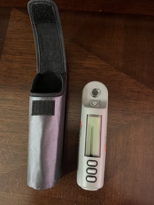 Color Guides & Pantone - Pantone Color Cue