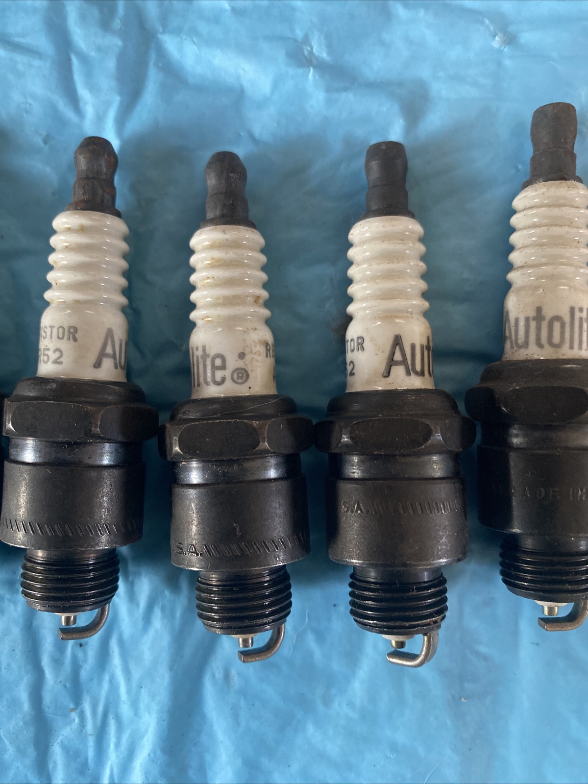 NOS Vintage AUTOLITE Spark Plug Plugs AR52 AR-52 Lot of 10 | eBay