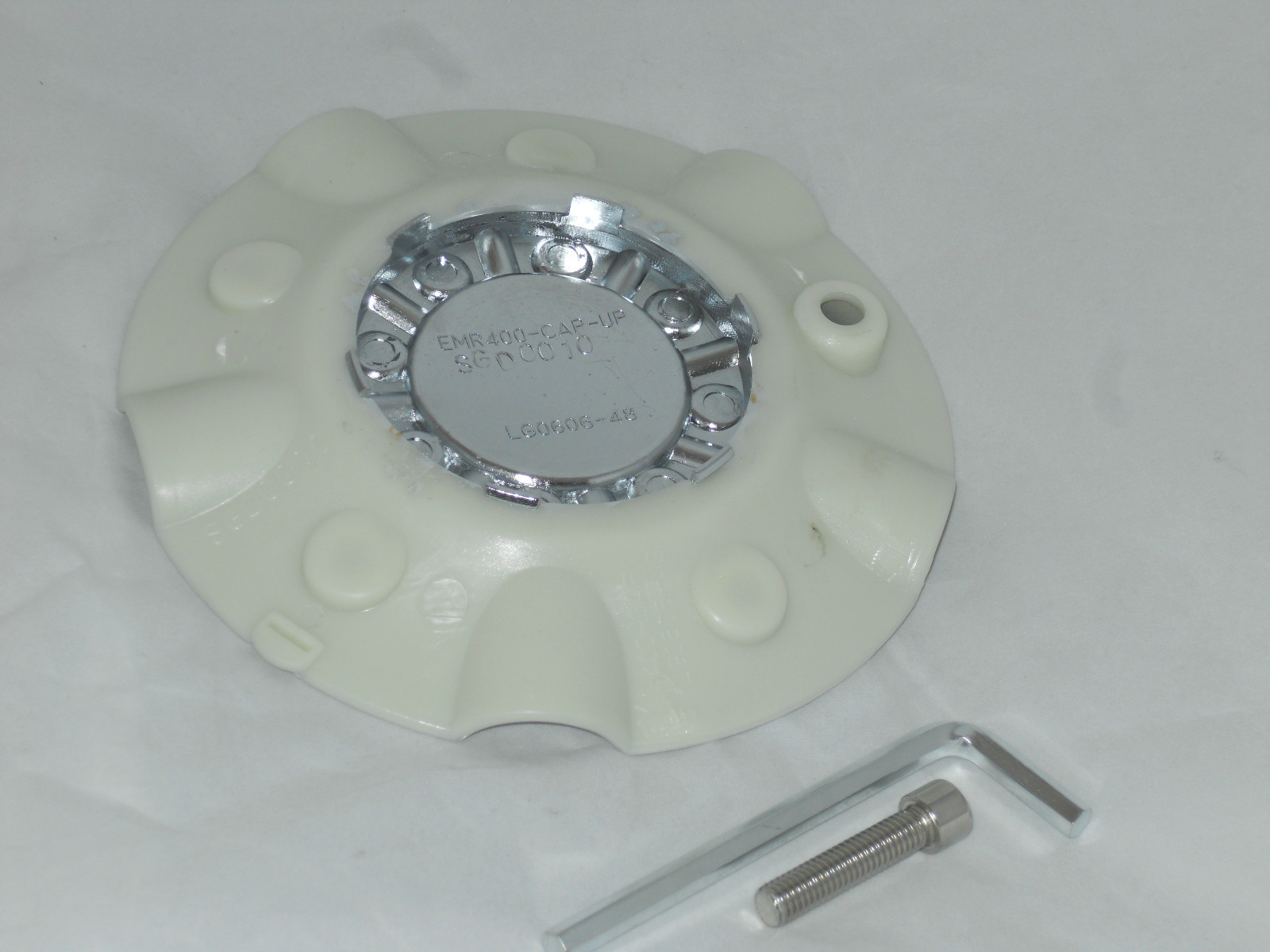 MB MOTORING 400 TUSCON EMR400-CAP-UP OR LG0606-48 WHEEL RIM CENTER CAP ...