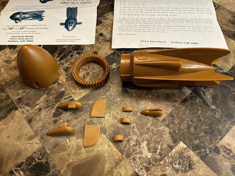 FLASH GORDON ROCKETSHIP - Past Future Series - Herb Deeks Model - 1/72 ...