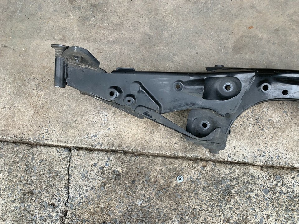 BMW X1 X2 F48 OEM 17-20 FWD REAR SUBFRAME CROSSMEMBER CRADLE FRAME | eBay