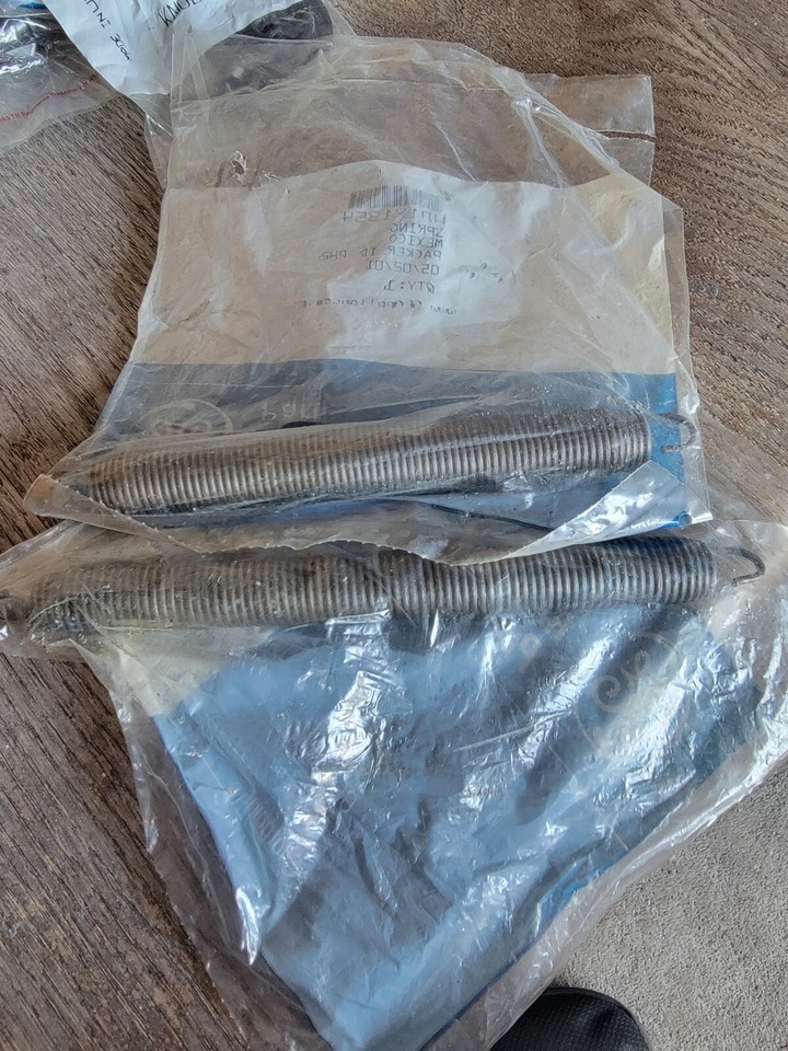 New OEM GE Dishwasher Door Spring Set -1 Ea. Part # WD1X1333 WD1X1354 ...