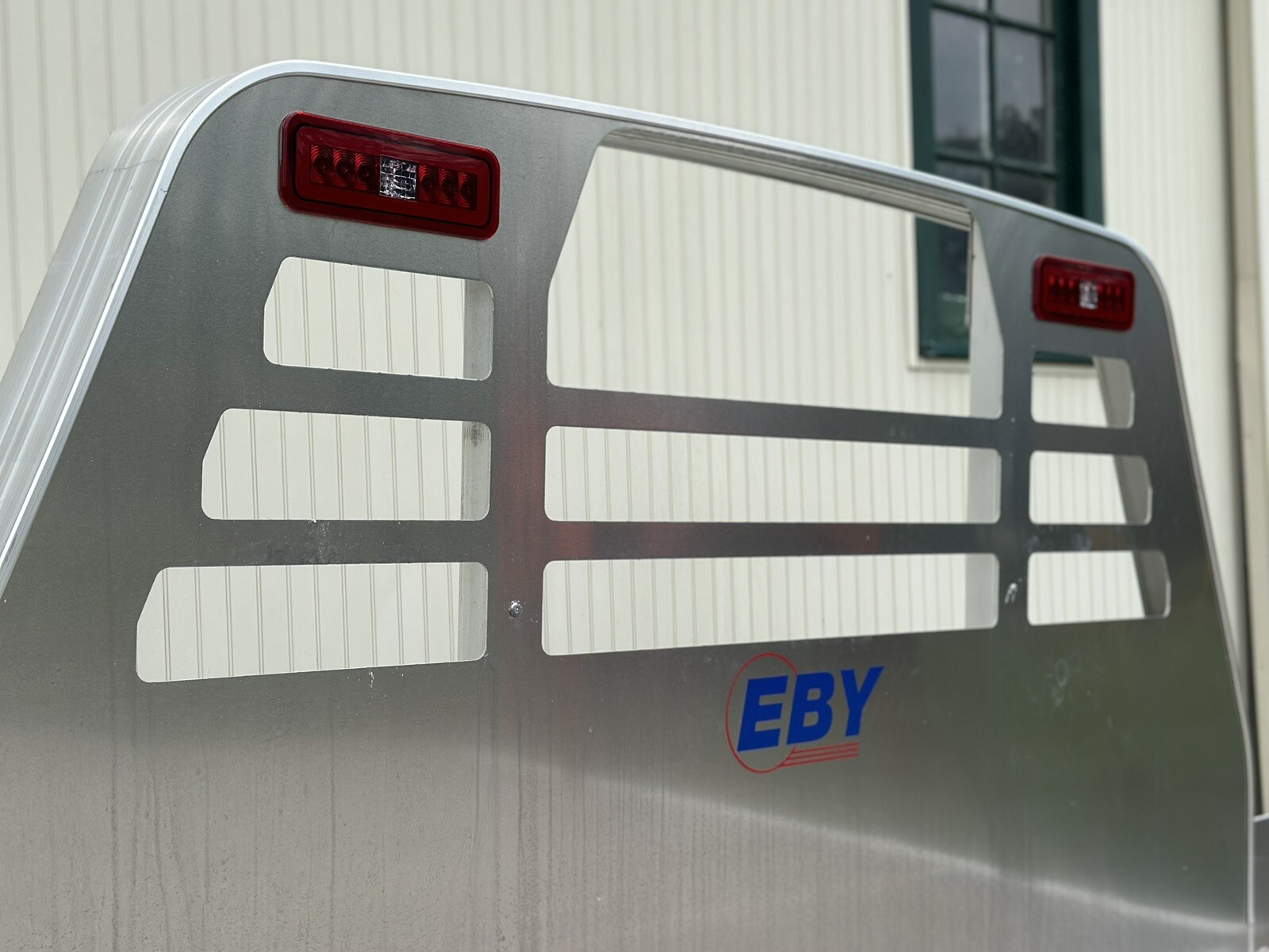 EBY ALUMINUM BIG COUNTRY FLATBED - 8'6" L x 101-1/4" W, 56" CA | eBay