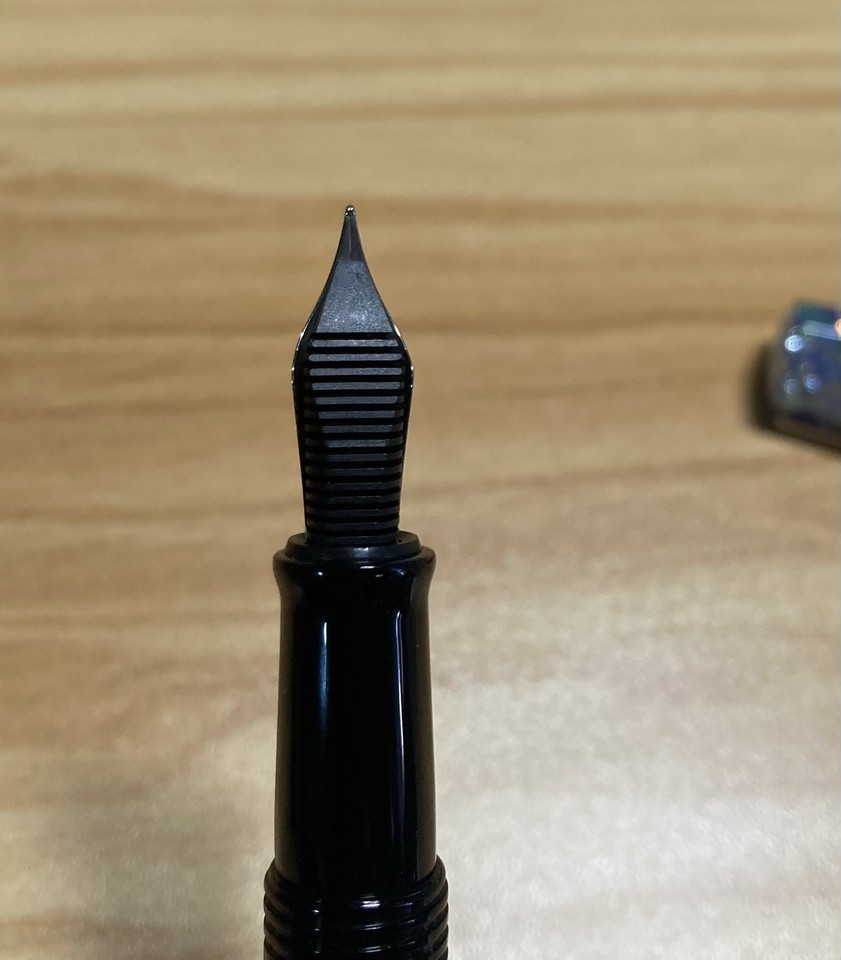 Benu Vodka On The Rocks FiEuphoria Fountain Pen - Euphoria. EUC ...