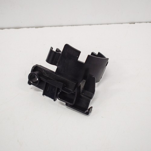 BMW 5 G30 WATER PUMP BRACKET HOLDER 17118632136 8632136 16-19 NO DUTY ...
