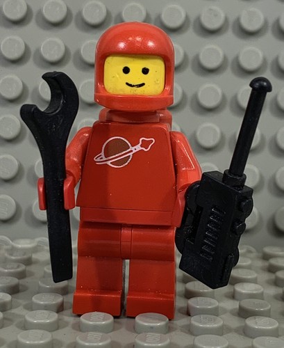 Lego Classic Spaceman Minifigure Original Red Vintage Space Astronaut ...