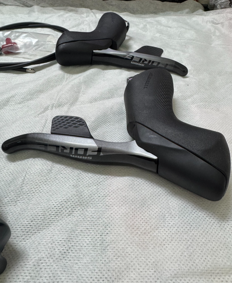 SRAM Force eTap AXS 12 Speed HRD Disc Shift/Brake Pair | eBay