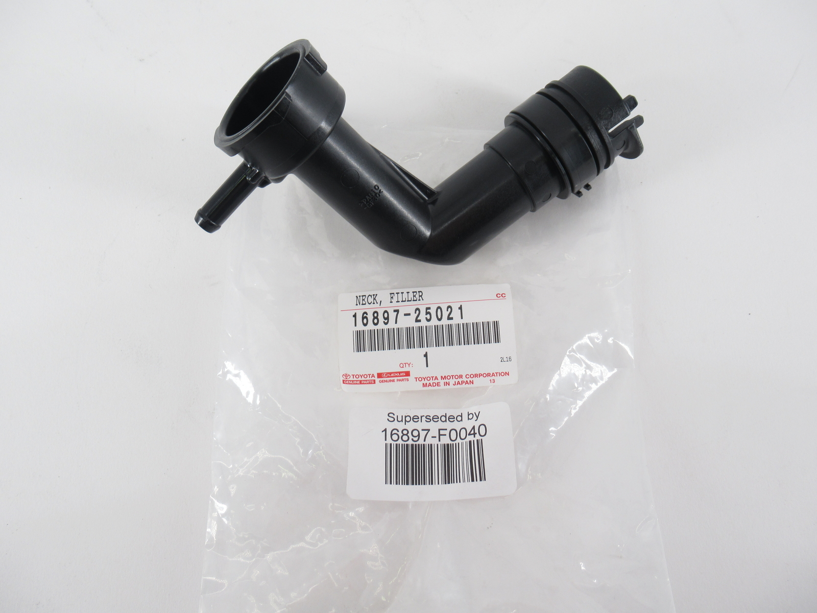 Genuine OEM Toyota 16897-F0040 Engine Coolant Filler Neck 19-23 RAV4 21 ...