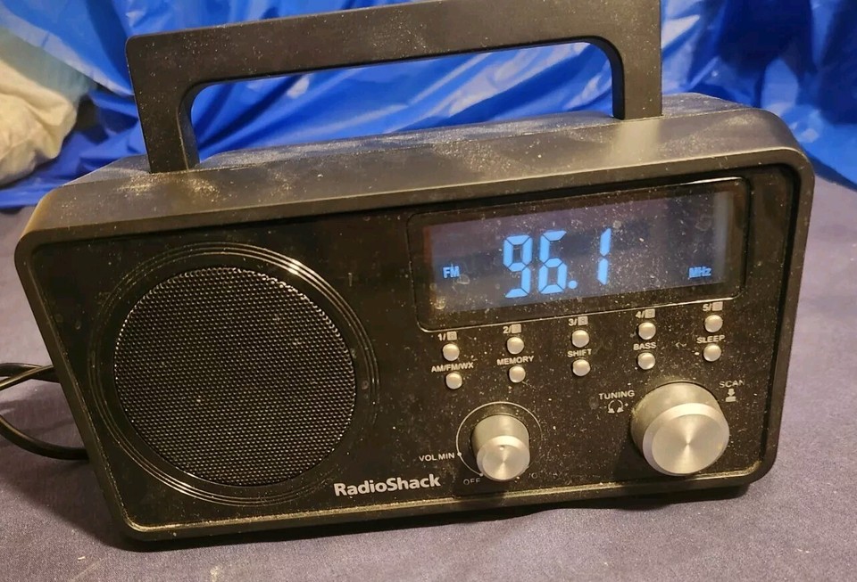 RadioShack AM/FM/WX Portable Radio Digital NOAA Weather Band Fully ...