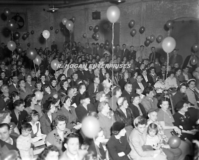 C. 1951 CHRISTMAS PARTY SOUTHERN COACH LINES NASHVILLE TN 8X10 PRINT ...