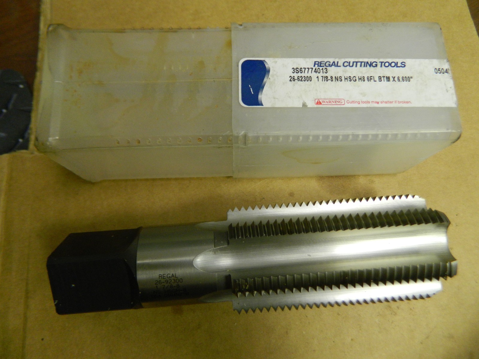 Regal 6 Flute Tap 26-62300 3S67774013 1-7/8"-8 NS HSG H8 6FL BTM .600 ...