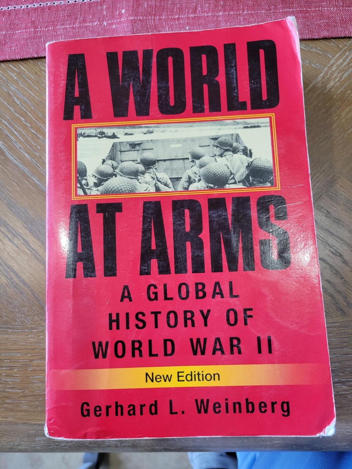 A World at Arms : A Global History of World War II by Gerhard L ...
