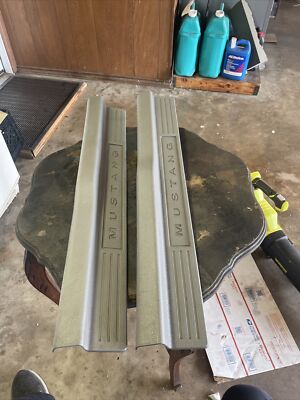 2005-2009 Ford Mustang Driver & Passenger Door Gray Sill Plate Scuff ...