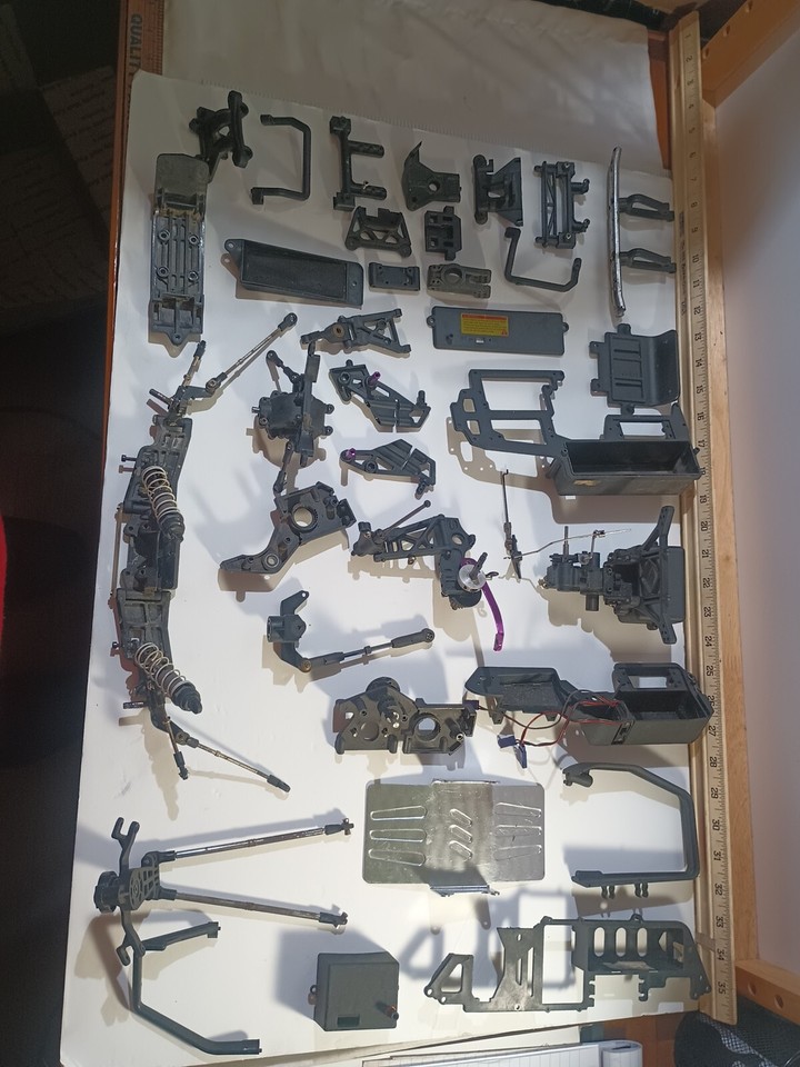 RC Lot Of 34 Pieces Mix RC Replacement Parts Pre-owned Random Hobby ...